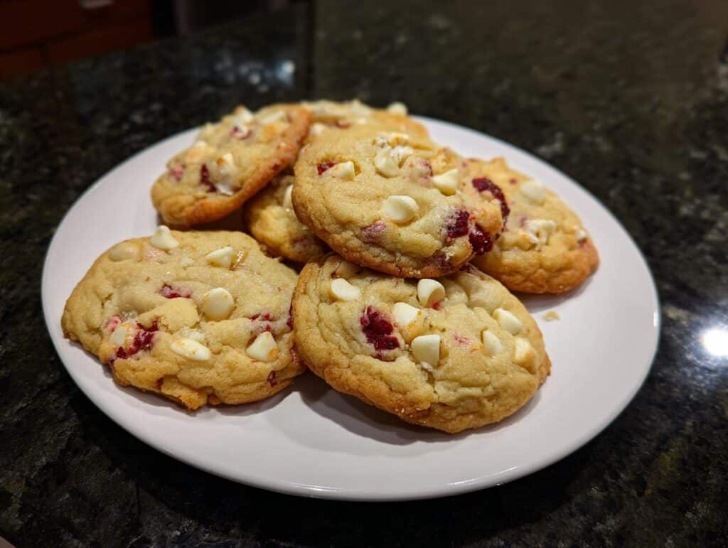 Irresistible White Chocolate Raspberry Cookies Recipe